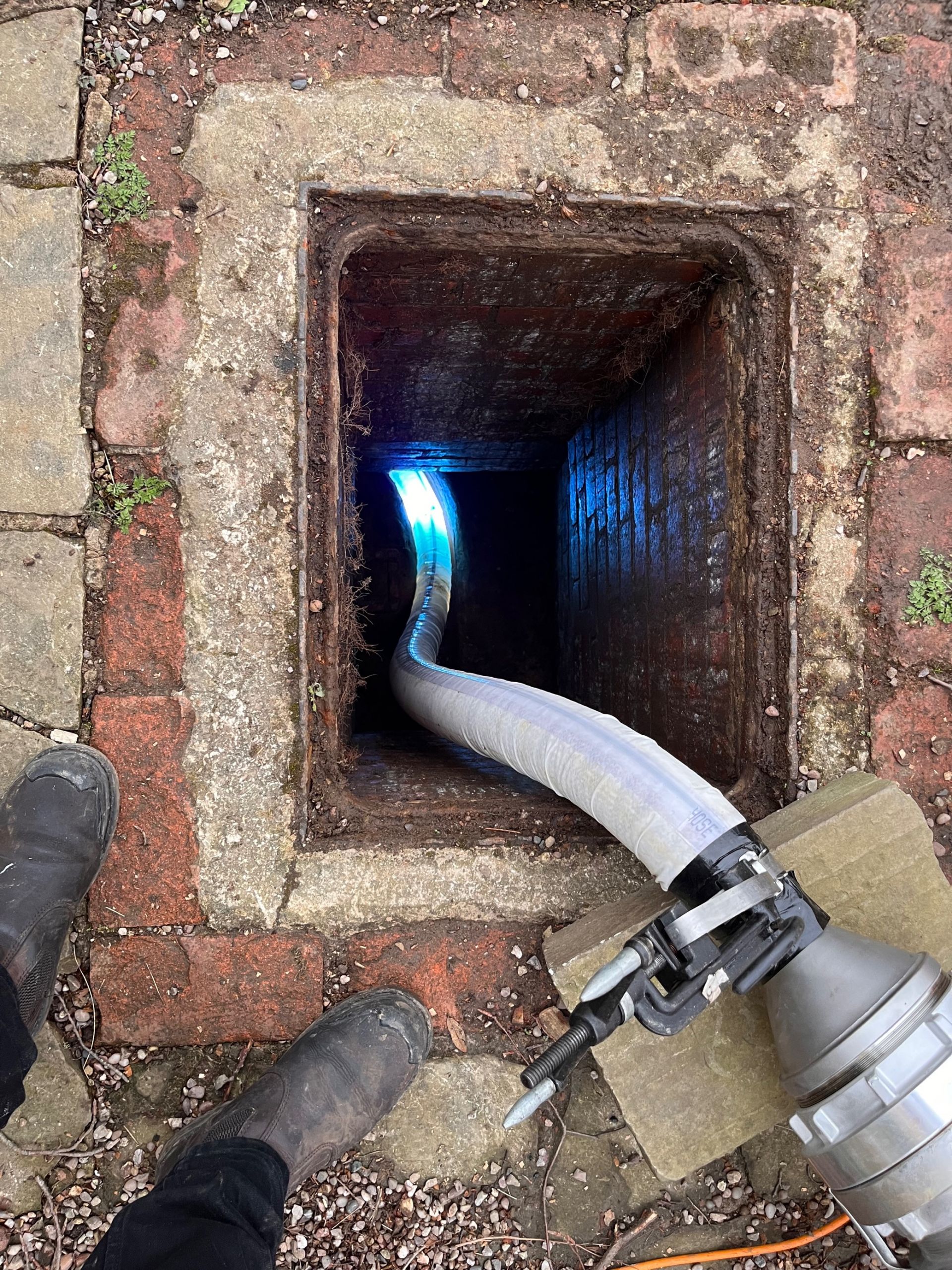 What you need to know about CIPP lining systems and curing methods - UKSTT